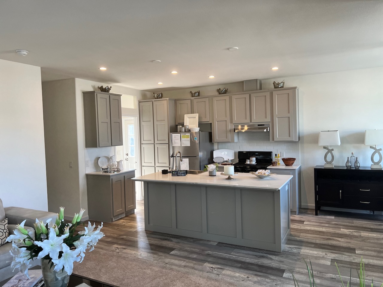 Champion California 3 Bedroom Manufactured Home Cape Cod for $136900 ...