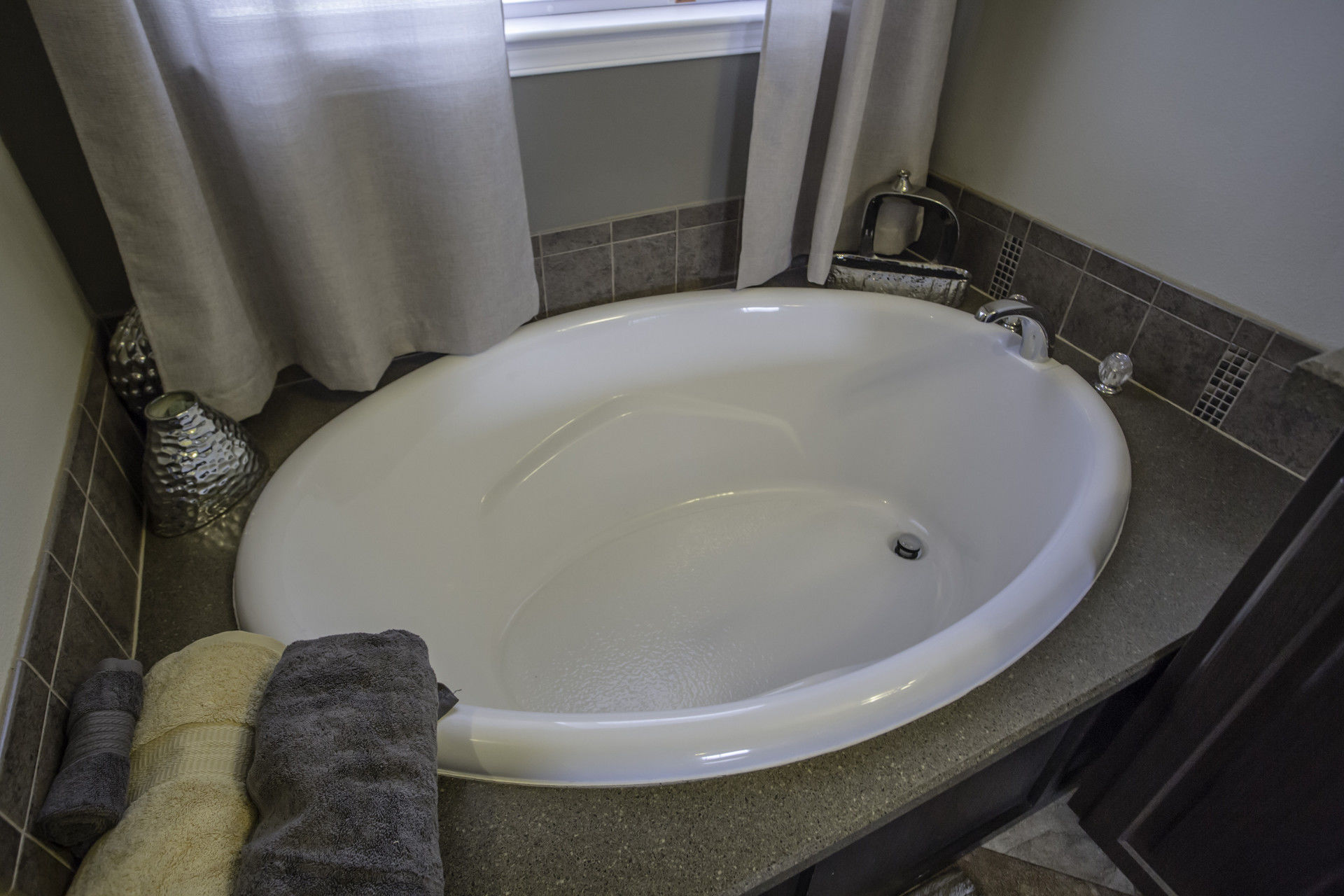 Trout Lake 3 bed / 2 bath / 1512 sqft affordable home for $71900 ...